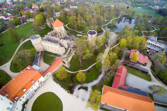 Cesis Bilder – Durchsuchen 3,776 Archivfotos, Vektorgrafiken und Videos ...