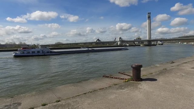 Quaie Bilder – Durchsuchen 50 Archivfotos, Vektorgrafiken und Videos ...