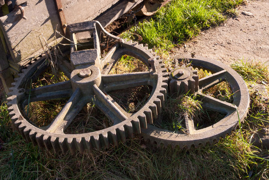 Zahnradgetriebe bilder – Bläddra bland 157 stockfoton, vektorer och ...