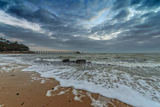 Maussade Bilder – Durchsuchen 405 Archivfotos, Vektorgrafiken und ...