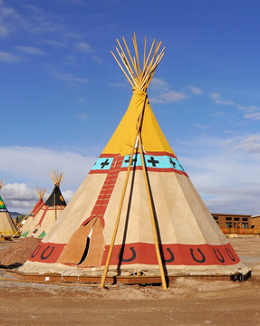 รูปภาพTipi – เลือกดูภาพถ่ายสต็อก เวกเตอร์ และวิดีโอ28,758 | Adobe Stock รูปภาพTipi – เลือกดูภาพถ่ายสต็อก เวกเตอร์ และวิดีโอ28,758 | Adobe Stock