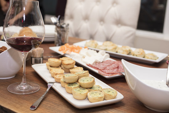 Horderves Images – Browse 3,126,198 Stock Photos, Vectors, and Video ...