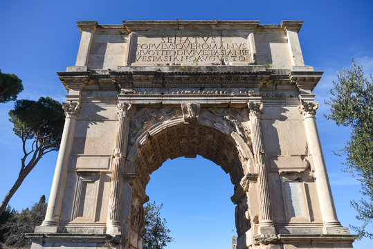 Titusbogen Bilder – Durchsuchen 1,497 Archivfotos, Vektorgrafiken und ...