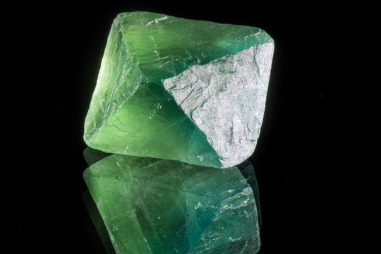 รูปภาพHexaeder – เลือกดูภาพถ่ายสต็อก เวกเตอร์ และวิดีโอ163 | Adobe Stock