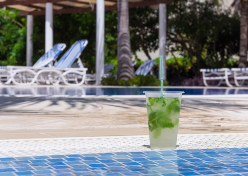 DIE 499 BESTEN BILDER, STOCK-FOTOS UND -VEKTORGRAFIKEN ZU „Strohalm ...