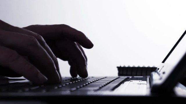 รูปภาพRootkits – เลือกดูภาพถ่ายสต็อก เวกเตอร์ และวิดีโอ1,236 | Adobe Stock