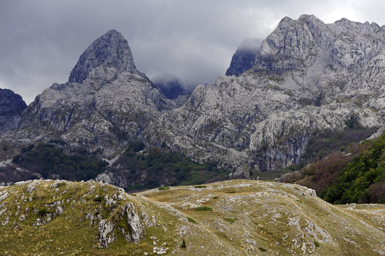 Prokletije-Gebirge Images – Browse 85 Stock Photos, Vectors, and Video ...