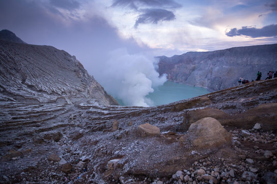 รูปภาพKawah – เลือกดูภาพถ่ายสต็อก เวกเตอร์ และวิดีโอ4,937 | Adobe Stock
