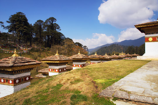 Dochula Images – Browse 495 Stock Photos, Vectors, and Video | Adobe Stock