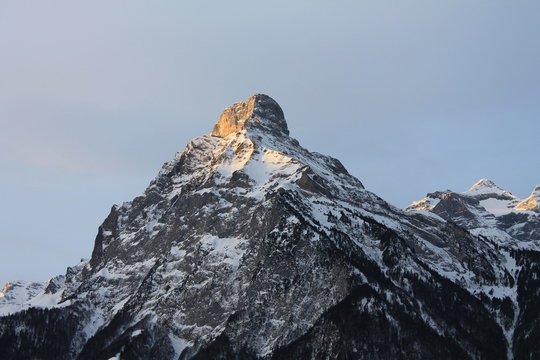 Gitschen bilder – Bläddra bland 66 stockfoton, vektorer och videor ...