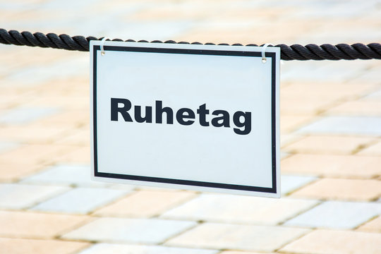 Ruhetag Bilder – Durchsuchen 9,780 Archivfotos, Vektorgrafiken und ...