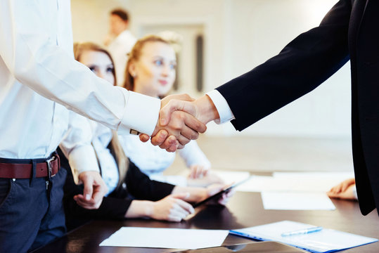 รูปภาพRealisation – เลือกดูภาพถ่ายสต็อก เวกเตอร์ และวิดีโอ12,217 ...