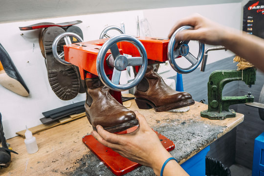 Shoemaker Images – Browse 190,194 Stock Photos, Vectors, and Video ...