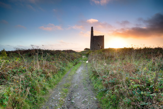 "Ding Dong" Images – Browse 280 Stock Photos, Vectors, and Video ...