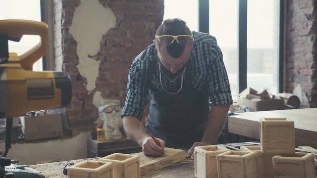 Imagens de Labouring – Explore Fotografias do Stock, Vetores e Vídeos ...