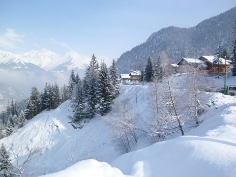 รูปภาพHaute-Maurienne – เลือกดูภาพถ่ายสต็อก เวกเตอร์ และวิดีโอ351 ...