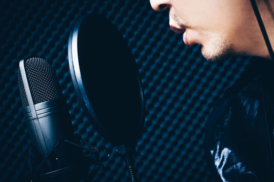 Refrain Bilder – Durchsuchen 9,621 Archivfotos, Vektorgrafiken und ...