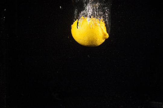 รูปภาพBoobles – เลือกดูภาพถ่ายสต็อก เวกเตอร์ และวิดีโอ380 | Adobe Stock