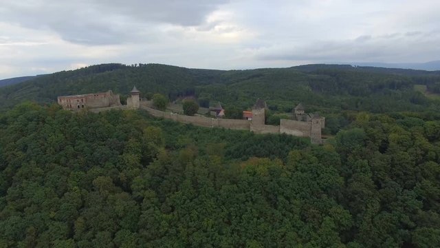 รูปภาพHelfstein – เลือกดูภาพถ่ายสต็อก เวกเตอร์ และวิดีโอ93 | Adobe Stock