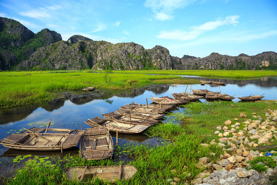 รูปภาพOmbla – เลือกดูภาพถ่ายสต็อก เวกเตอร์ และวิดีโอ99 | Adobe Stock