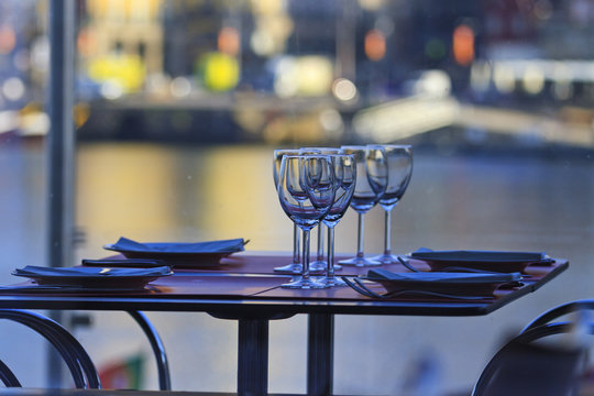 Drunkenness Images – Browse 27,730 Stock Photos, Vectors, and Video ...