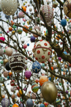 รูปภาพOstereierbaum – เลือกดูภาพถ่ายสต็อก เวกเตอร์ และวิดีโอ159 | Adobe ...