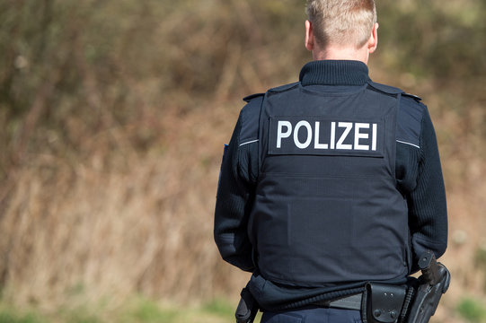 Polizeikommissar Bilder – Durchsuchen 808 Archivfotos, Vektorgrafiken ...