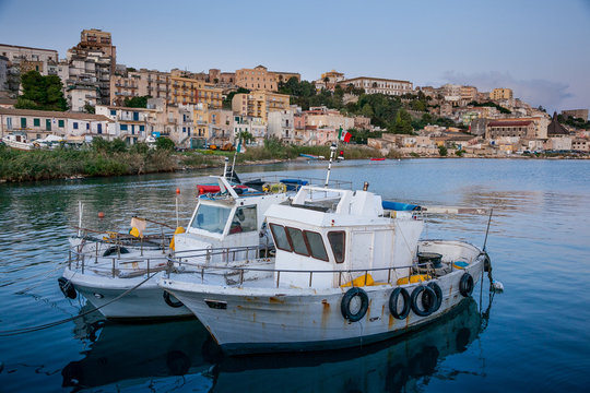 Sciacca Bilder – Durchsuchen 1,446 Archivfotos, Vektorgrafiken und ...