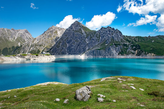 รูปภาพBrandnertal – เลือกดูภาพถ่ายสต็อก เวกเตอร์ และวิดีโอ1,207 | Adobe ...