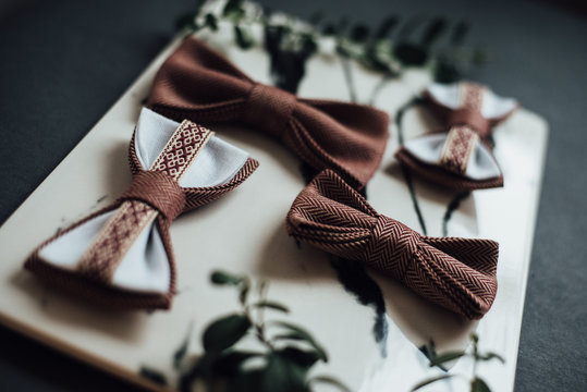 Bowties 影像 – 瀏覽 300,713 個素材庫相片、向量圖和影片 | Adobe Stock