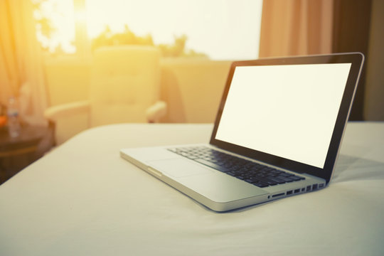 "Laptop Screen" Images – Browse 3,490 Stock Photos, Vectors, and Video ...