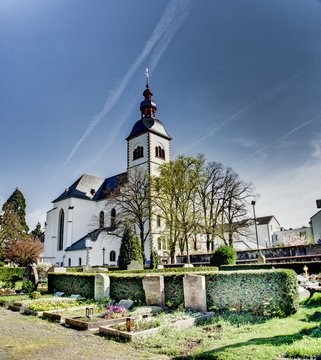 Vilich Bilder – Durchsuchen 8 Archivfotos, Vektorgrafiken und Videos ...