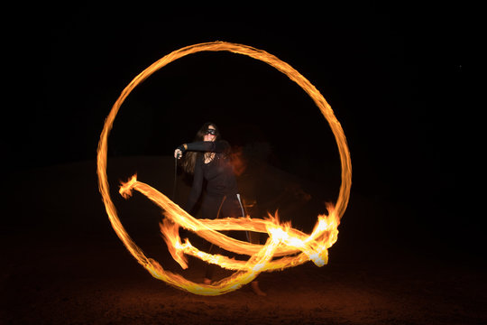 Poi Bilder – Durchsuchen 18,151 Archivfotos, Vektorgrafiken und Videos ...