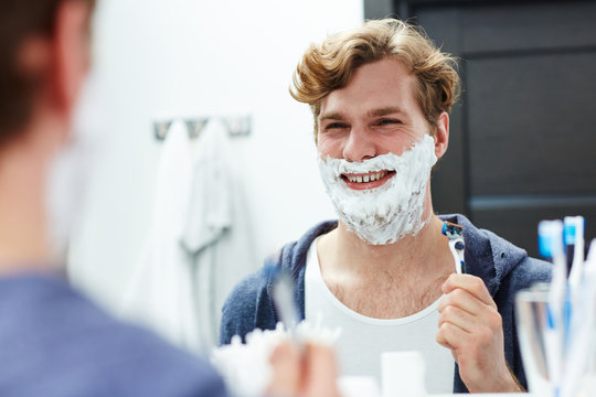 Shaving-Cream Images – Browse 13 Stock Photos, Vectors, and Video ...