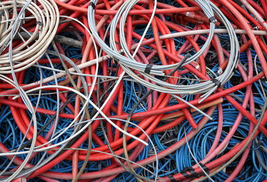 Kabelschrott Bilder – Durchsuchen 6,645 Archivfotos, Vektorgrafiken und ...