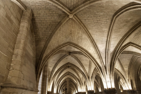 "Voute-Bilder: Stock-Fotos & -Videos. | Adobe Stock