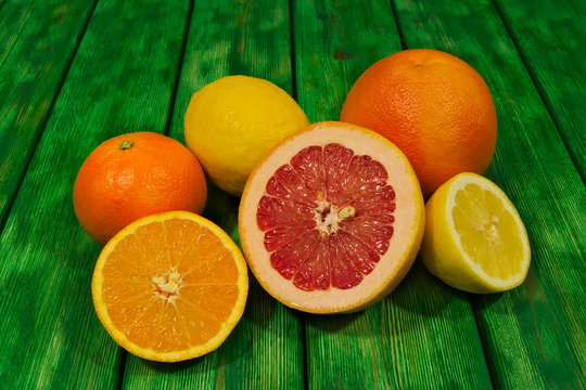 Imágenes de Cytrusy: descubre bancos de fotos, ilustraciones, vectores ...