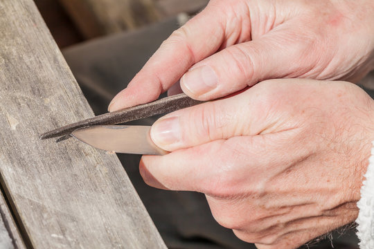 「Messerklinge」の写真素材 | 202件の無料イラスト画像 | Adobe Stock