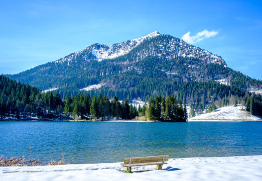 Spitzingsee bilder – Bläddra bland 1,511 stockfoton, vektorer och ...