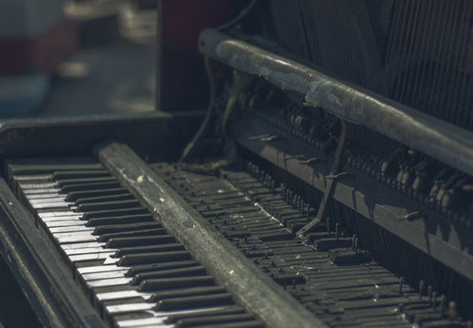 Broken Piano Backgrounds