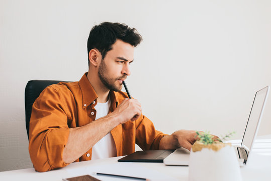 Concentrate Images – Browse 249,694 Stock Photos, Vectors, and Video ...