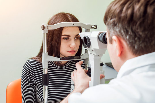 Pleoptics Bilder – Durchsuchen 295 Archivfotos, Vektorgrafiken und ...