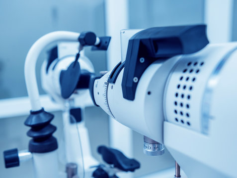 Pleoptics Bilder – Durchsuchen 295 Archivfotos, Vektorgrafiken und ...