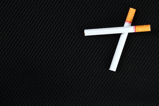 "Smoke Cigarette" Bilder – Durchsuchen 1,130 Archivfotos ...