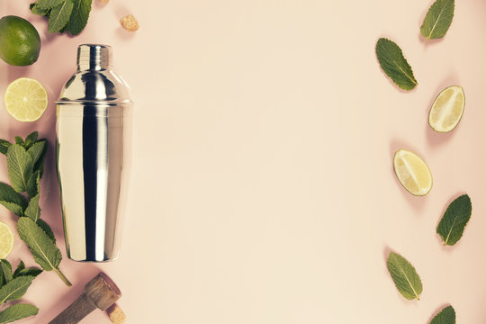 Bartender Background Images – Browse 91,786 Stock Photos, Vectors, and ...