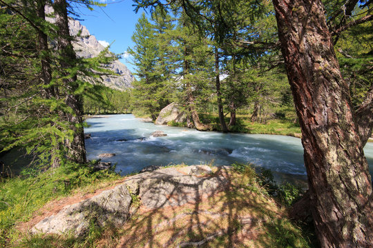 Doire Bilder – Durchsuchen 54 Archivfotos, Vektorgrafiken und Videos ...