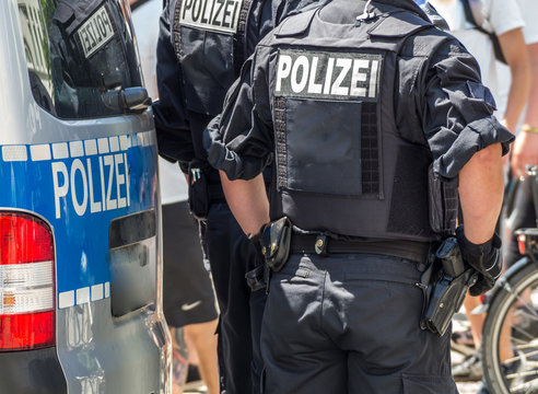 430,187 BESTE Polizei BILDER, STOCK-FOTOS & -VEKTORGRAFIKEN | Adobe Stock