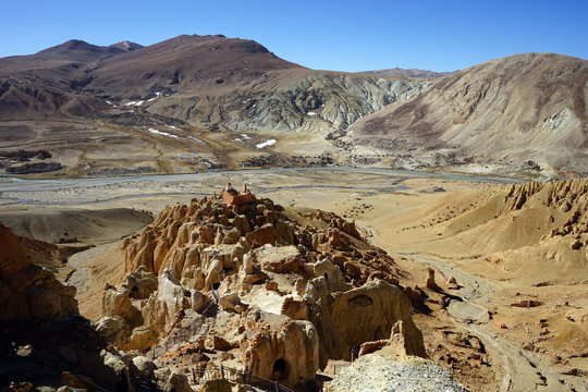 Kyunglung bilder – Bläddra bland 181 stockfoton, vektorer och videor ...