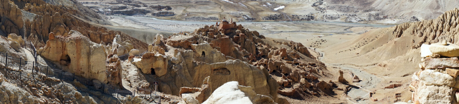 Kyunglung Bilder – Durchsuchen 181 Archivfotos, Vektorgrafiken und ...