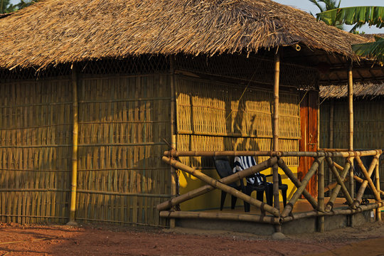 "Thatch Hut" Images – Browse 44 Stock Photos, Vectors, and Video ...